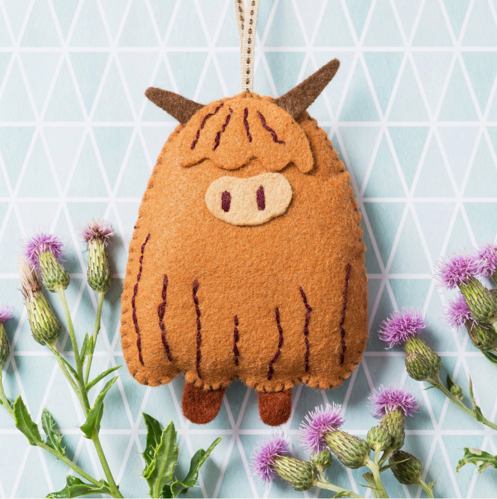 Corinne Lapierre Highland Cow Felt Craft Mini Kit | The Yarn Maven